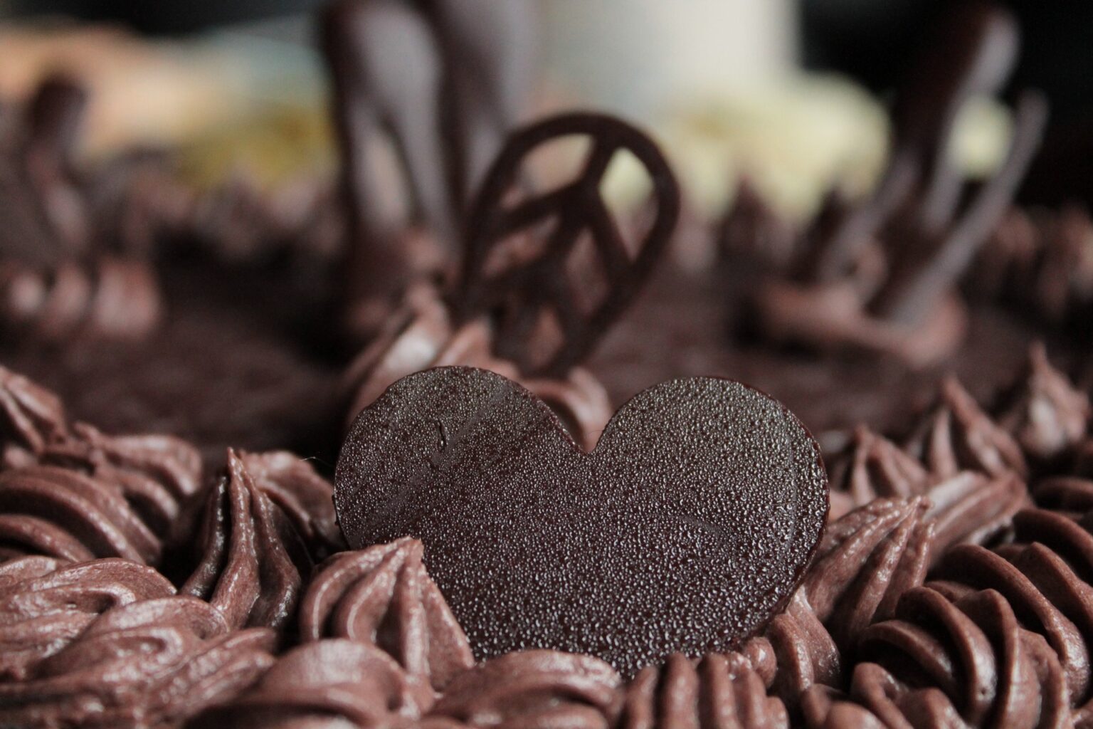 How to make amazing chocolate shapes